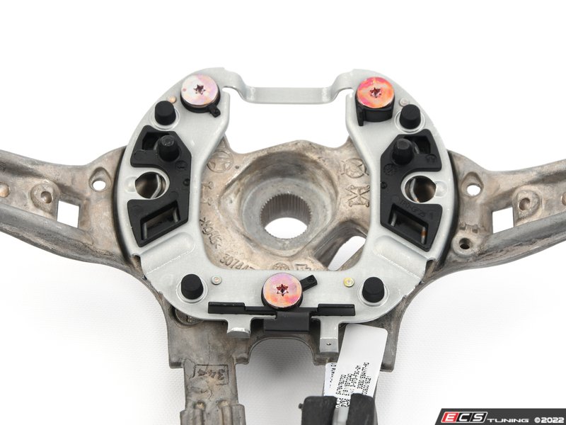 Genuine BMW - 32307847607 - M Sports Steering Wheel Leather (32-30-7 ...