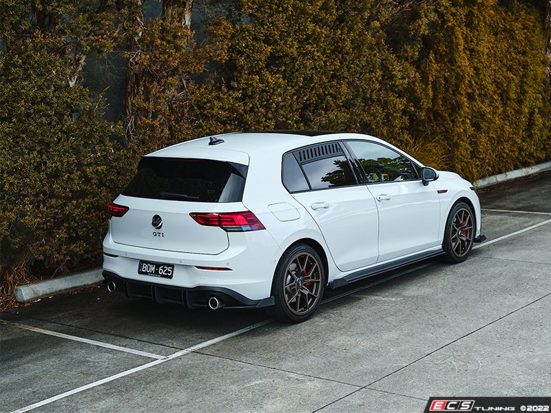 Flow Designs - MK7WV - MK7/7.5 GTI/R Window Vents - Pair