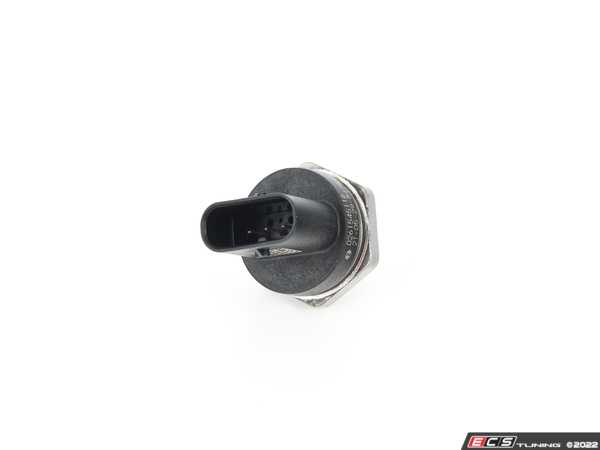 Genuine Mercedes Benz - 2789050100 - Fuel Pressure Sensor - On Fuel Rail