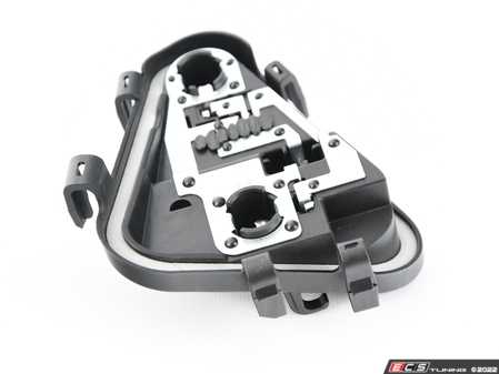 Genuine BMW - 63217313048 - Tail Light Bulb Holder - Right (63-21-7-313 ...