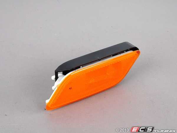 Genuine Mercedes Benz - 2078200321 - Front Side Marker