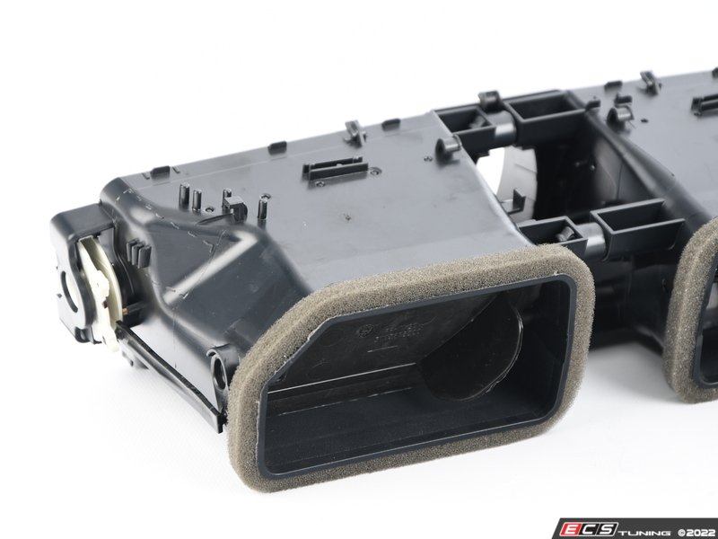 Genuine BMW - 64229303405 - Fresh Air Grille Center (64-22-9-303-405)