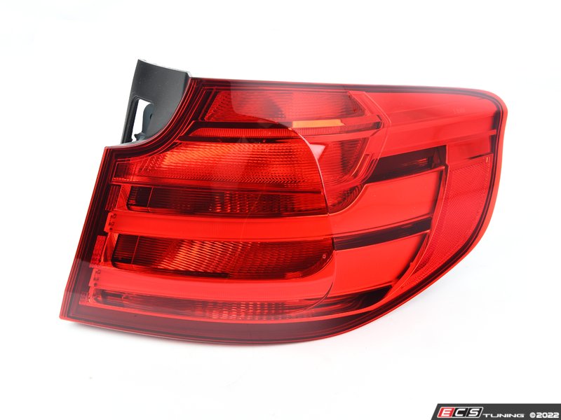 Genuine BMW - 63217286040 - REAR LIGHT IN THE SIDE PANEL (63-21-7-286-040)