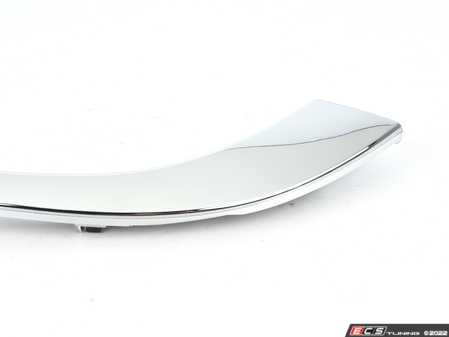 Bremmen Parts - 51137149957 - Upper Section Hood Grille With Chrome ...