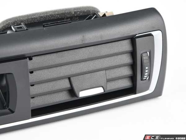 Genuine BMW - 64229317944 - Fresh Air Grille Center (64-22-9-317-944)