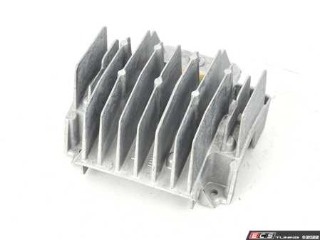 Genuine Volkswagen Audi - 5TA998475C - Low Beam LED - Right (5TA 998 475 C)
