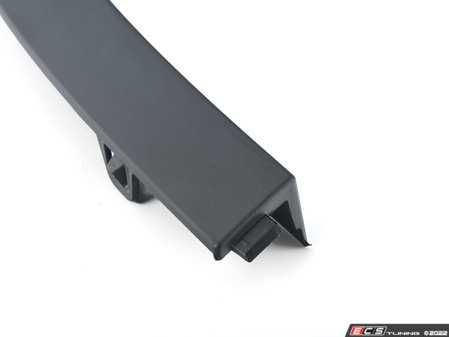 Genuine BMW - 51772990165 - Wheel Arch Trim (51-77-2-990-165)