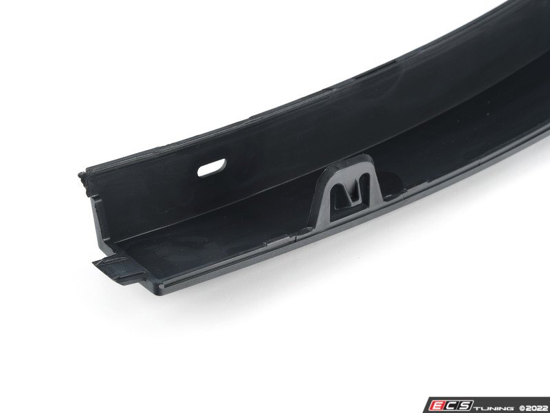 Genuine BMW - 51772990165 - Wheel Arch Trim (51-77-2-990-165)
