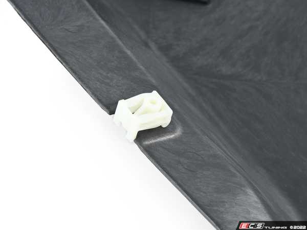 Genuine BMW - 51718066312 - COVER, BOTTOM RIGHT (51-71-8-066-312)