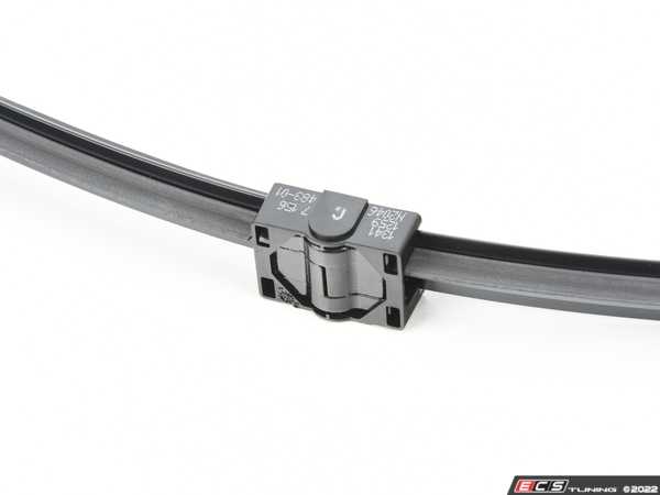 Genuine BMW - 61612468942 - SET OF WIPER BLADES (61-61-2-468-942)