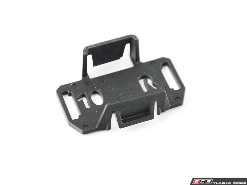 Genuine BMW - 51117331762 - DUMMY PLUG RIGHT (51-11-7-331-762)