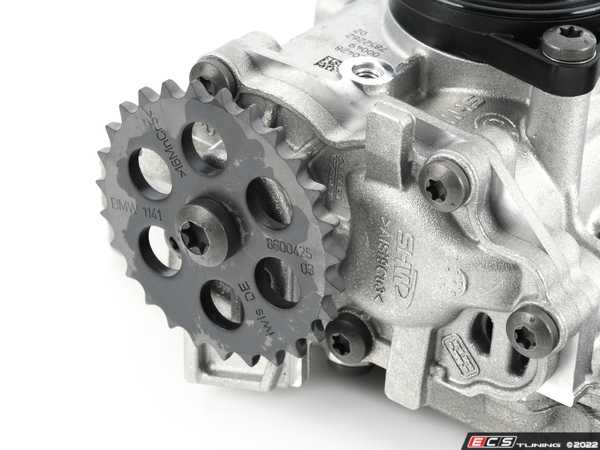 Genuine BMW - 11417852262 - OIL PUMP (11-41-7-852-262)