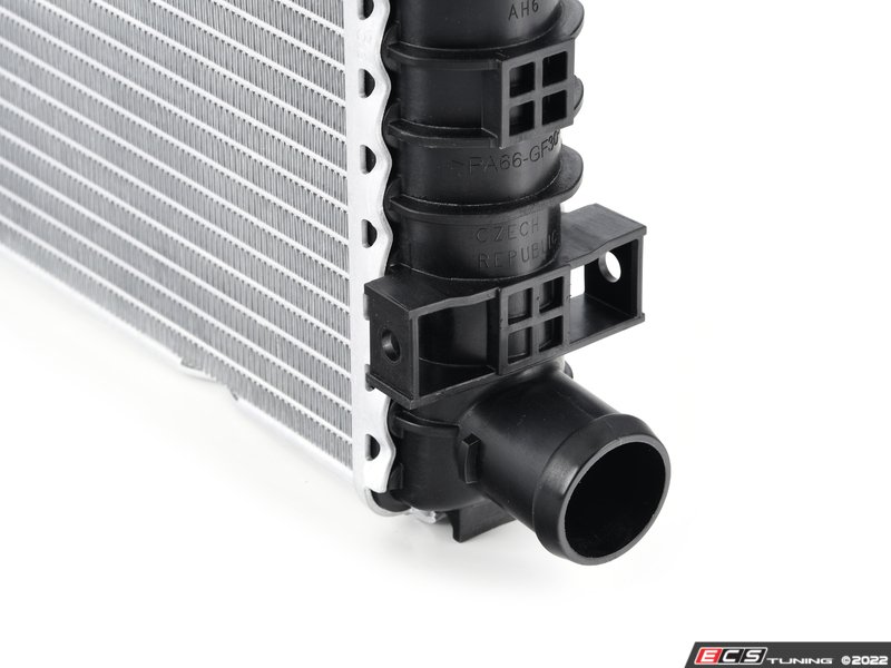 Genuine Volkswagen Audi - 420121252B - RADIATOR (420 121 252 B)