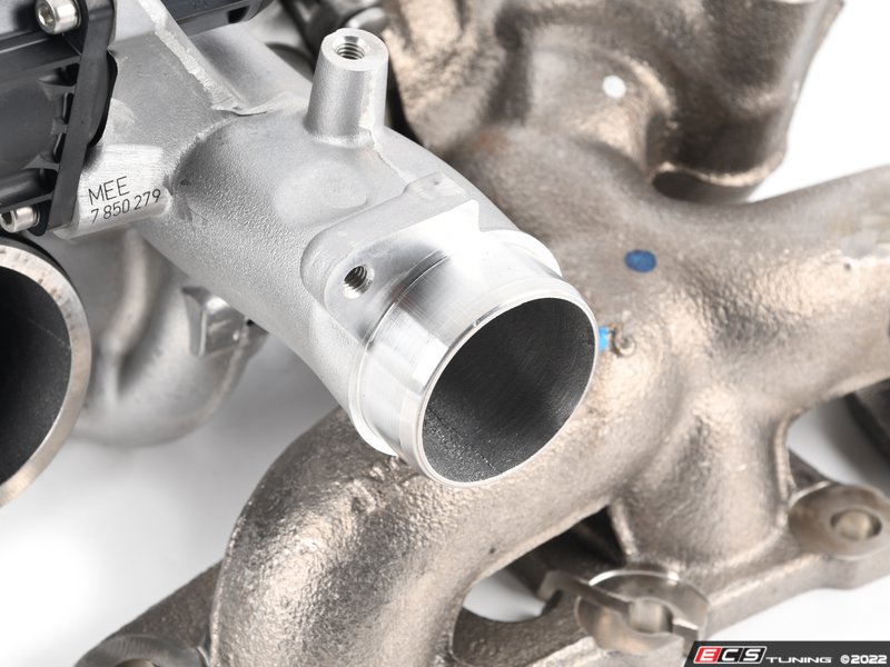 Mitsubishi Turbocharger - 11657849651 - Turbocharger With Manifold ...