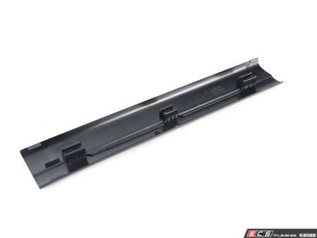 Genuine BMW - 51472990504 - Front inner door sill - right (51-47-2-990-504)
