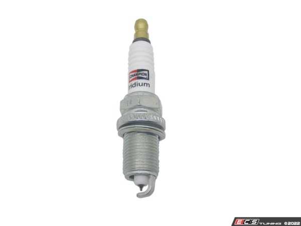 Champion - 9002KT - Champion Iridium Spark Plug RC10WMPB4 - Set Of Four