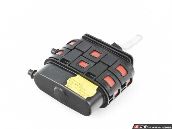 Genuine Mercedes Benz - 2028001975 - VACUUM ELEME