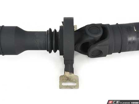 Genuine BMW - 26112227813 - Driveshaft (26-11-2-227-813)