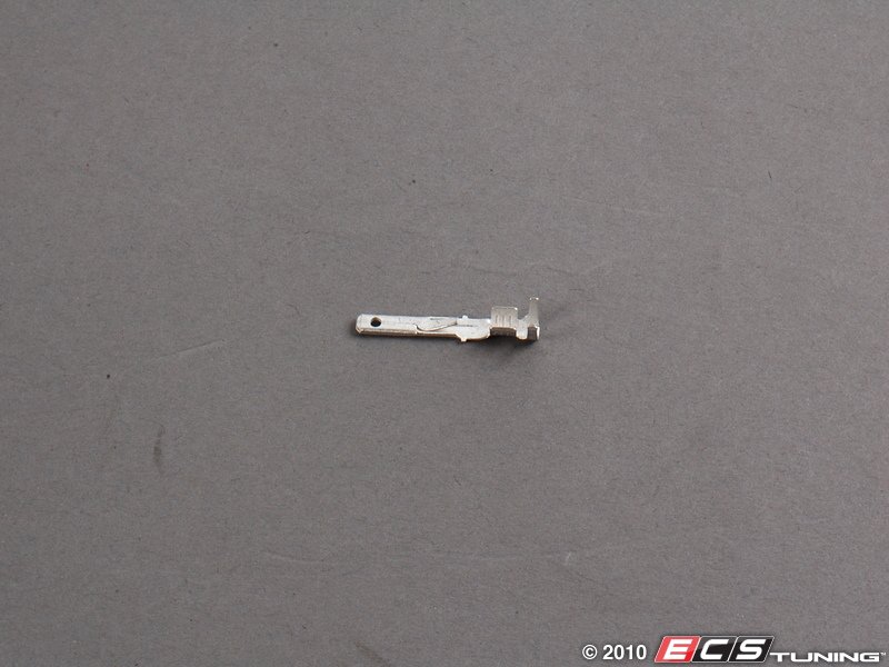 ECS - 05589924 - Flat Connector - Priced Each - (NO LONGER AVAILABLE)