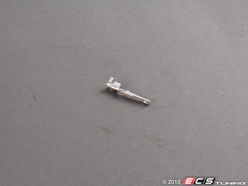 ECS - 05589924 - Flat Connector - Priced Each - (NO LONGER AVAILABLE)