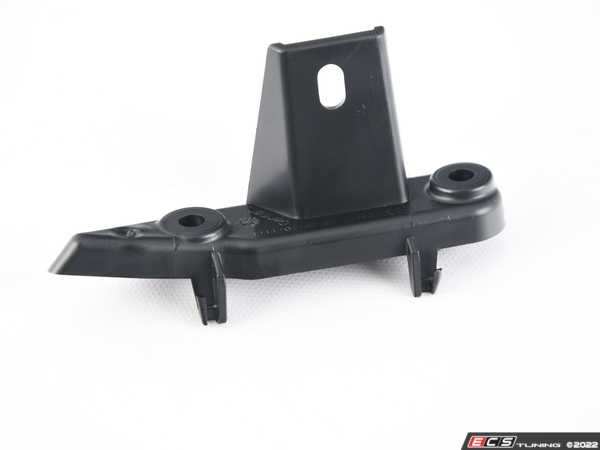 Genuine BMW - 51117422252 - BUMPER GUIDE RIGHT LOWER (51-11-7-422-252)