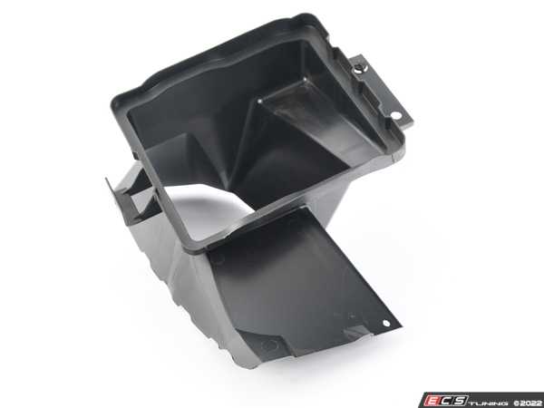 Genuine BMW - 51748064226 - Raditor Duct - Right (51-74-8-064-226)