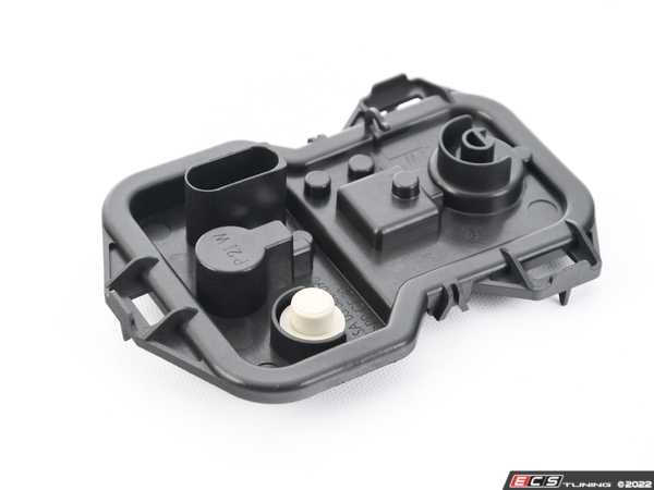 Genuine BMW - 63217390231 - F26 Outer Taillight Bulb Socket - Priced ...