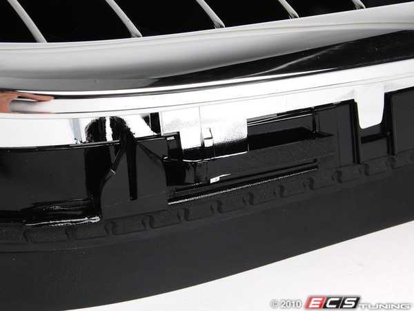 Genuine BMW - 51137064318 - Kidney Grille - Right (51-13-7-064-318)