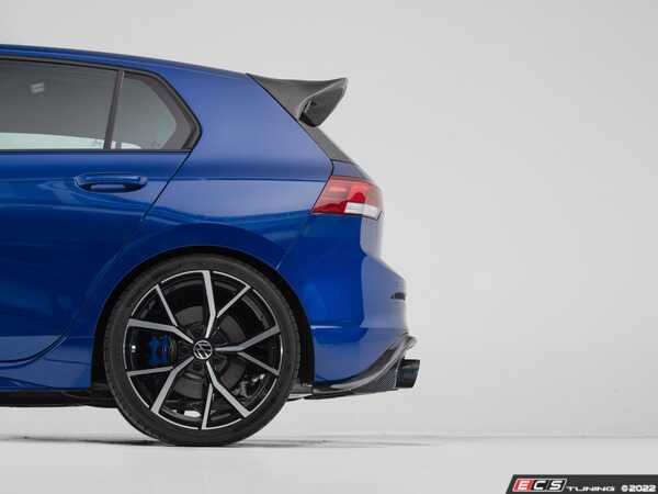 ECS - 033111LA01KT - MK8 Golf R Carbon Fiber Rear Diffuser