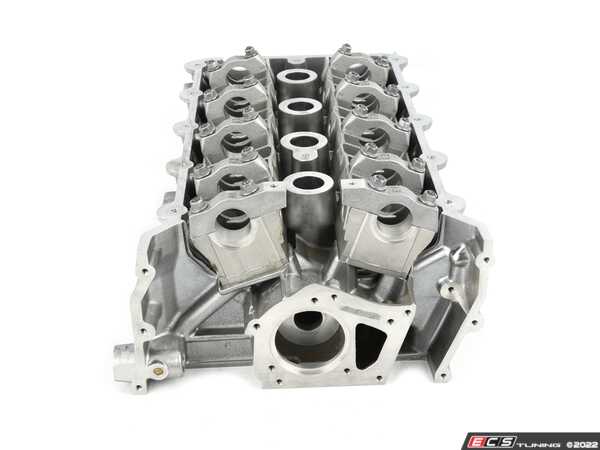 Genuine BMW - 11121739913 - CYLINDER HEAD (11-12-1-739-913)