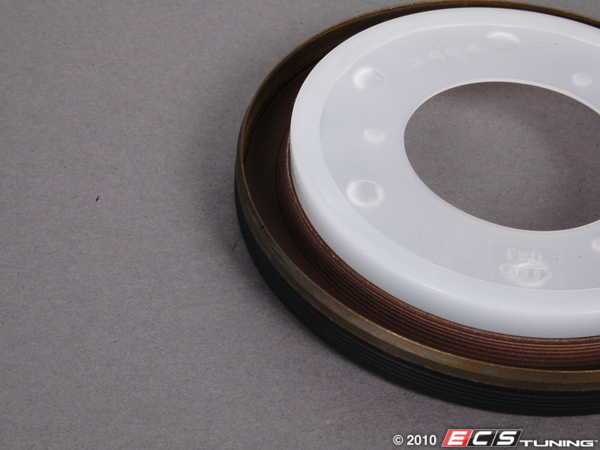 Genuine Volkswagen Audi - 070103051A - Crankshaft Seal - Rear (070 103 ...