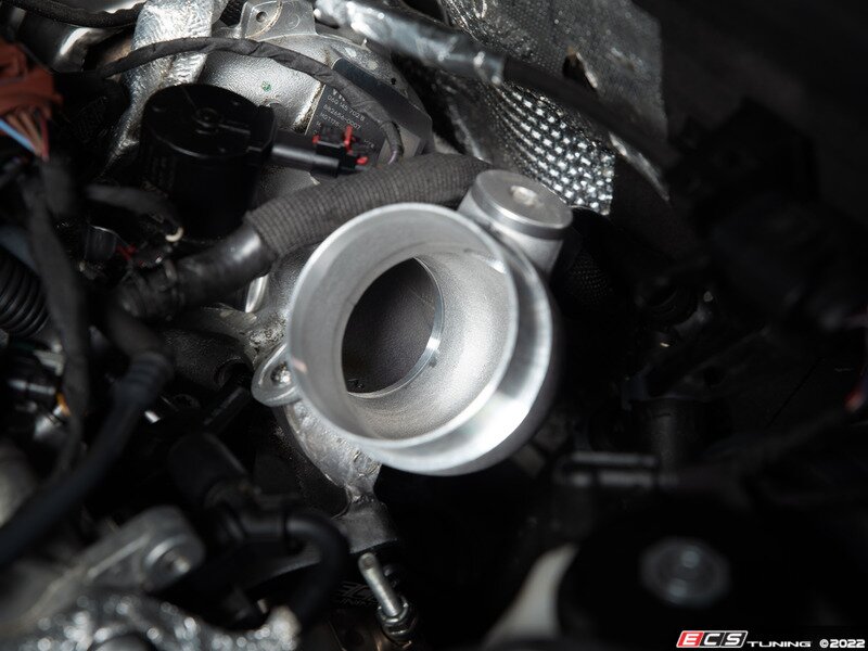 ECS - 016879la01KT - MK8 GTI / 8Y A3 Cast Aluminum Big Bore Turbo Inlet ...
