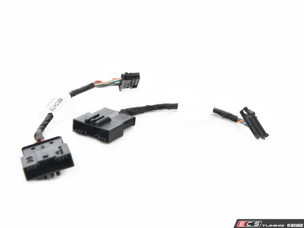 Genuine BMW - 61120153650 - Adapter Cable Set (61-12-0-153-650)