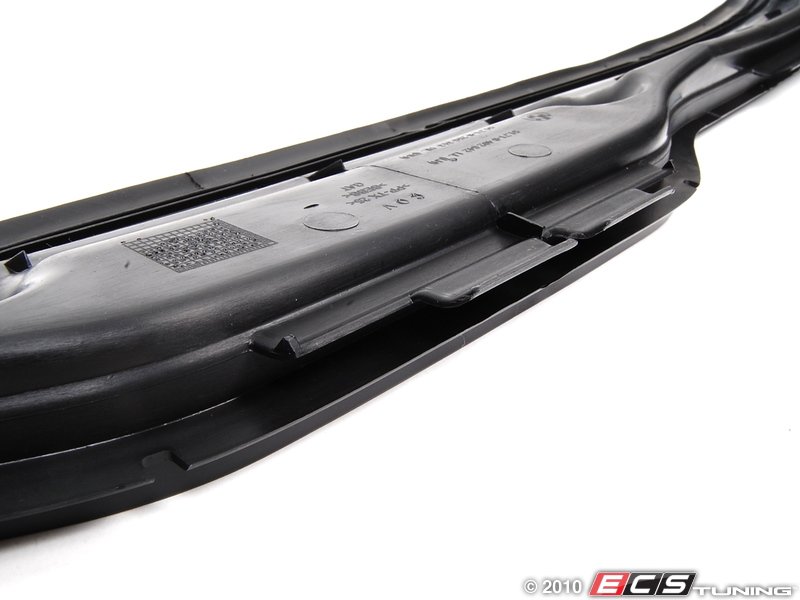 Genuine BMW - 51718402642 - E53 Windshield Cowl (51-71-8-402-642)