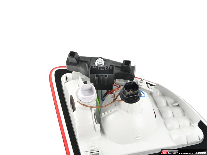 Genuine BMW - 63217177697 - Tail Light - Left (63-21-7-177-697)