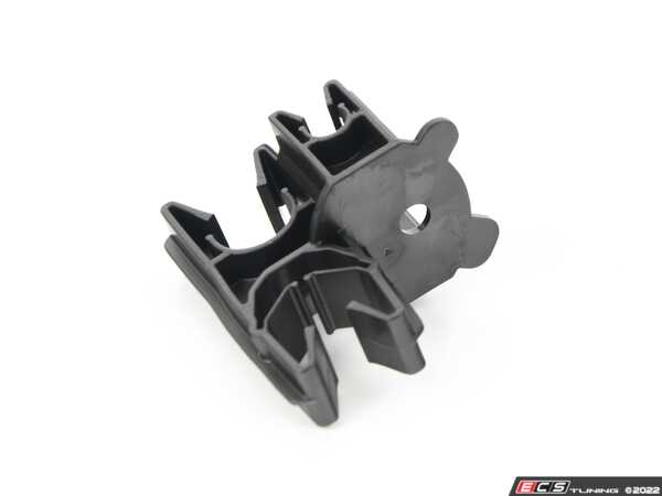 Genuine BMW - 16117159166 - Triple Clip - (NO LONGER AVAILABLE) (16-11 ...