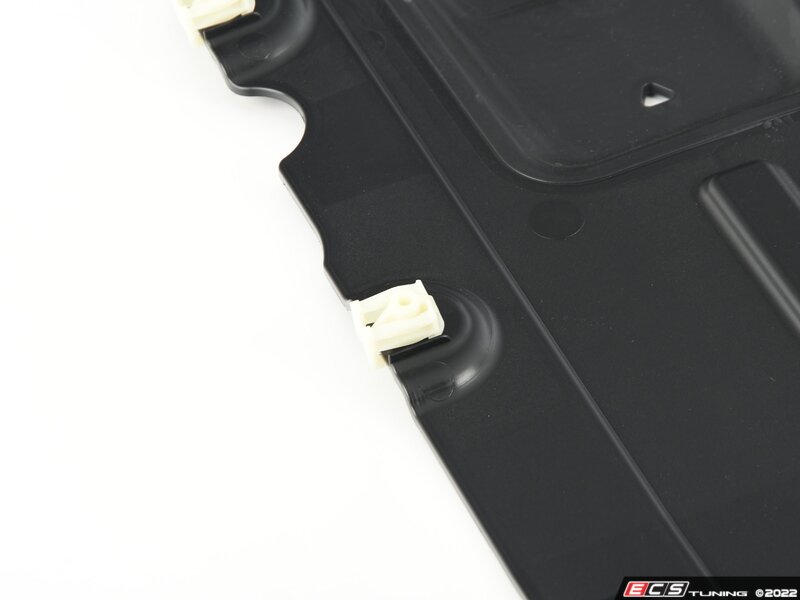 Genuine BMW - 51718079992 - COVER, BOTTOM RIGHT (51-71-8-079-992)
