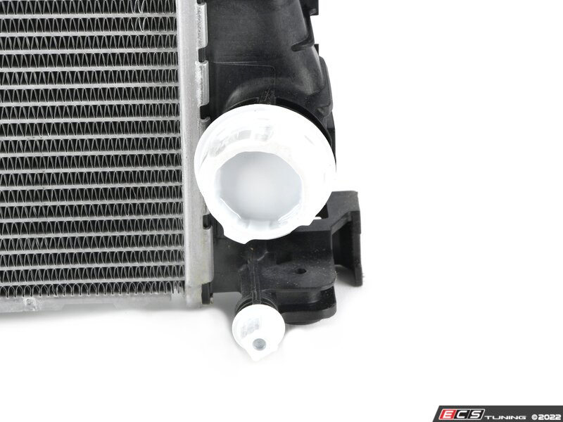 Genuine BMW - 17118743664 - BMW Replacement Radiator (17-11-8-743-664)