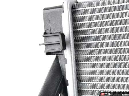 Genuine BMW - 17118743664 - BMW Replacement Radiator (17-11-8-743-664)