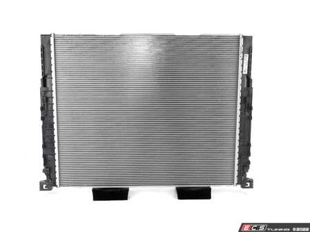 Genuine BMW - 17118743664 - BMW Replacement Radiator (17-11-8-743-664)