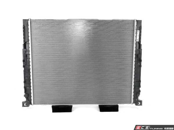 Genuine BMW - 17118743664 - BMW Replacement Radiator (17-11-8-743-664)