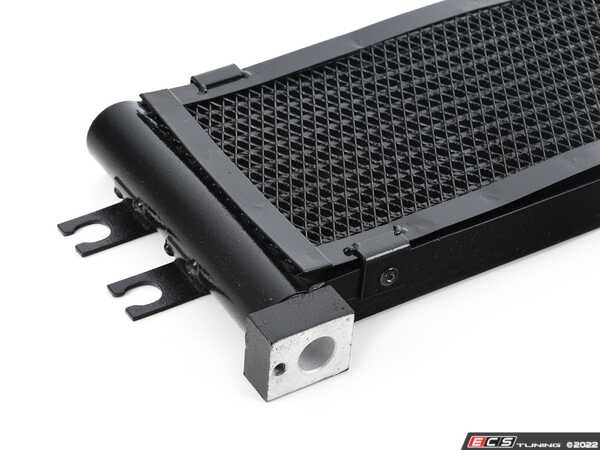 CSF Cooling - 8220 - CSF Engine Oil Cooler - S55 F80/F82/F83/F87C