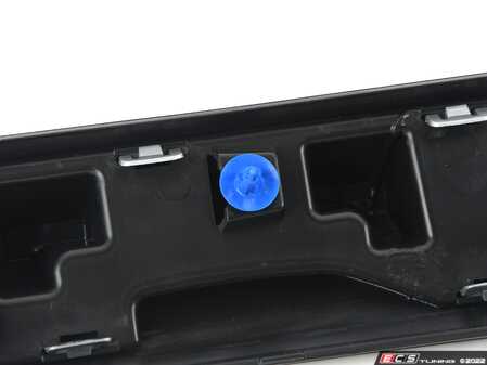 Genuine BMW - 51138499210 - MOULDING DOOR FRONT (51-13-8-499-210)