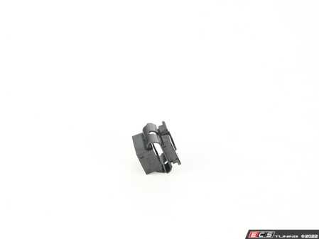 Genuine BMW - 07149321590 - CLIP FOR FOOTWELL TR (07-14-9-321-590)