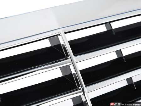 URO - 21088006839040 - Radiator Grille Assembly