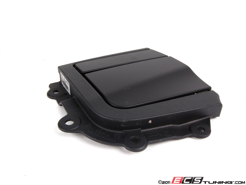 Genuine BMW - 54377174545 - E93 Convertible top hinge trim - left (54 ...