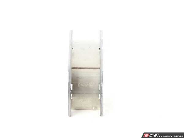 Genuine BMW - 11218570702 - GUIDE BEARING SHELL 2 (GREEN (11-21-8-570-702)