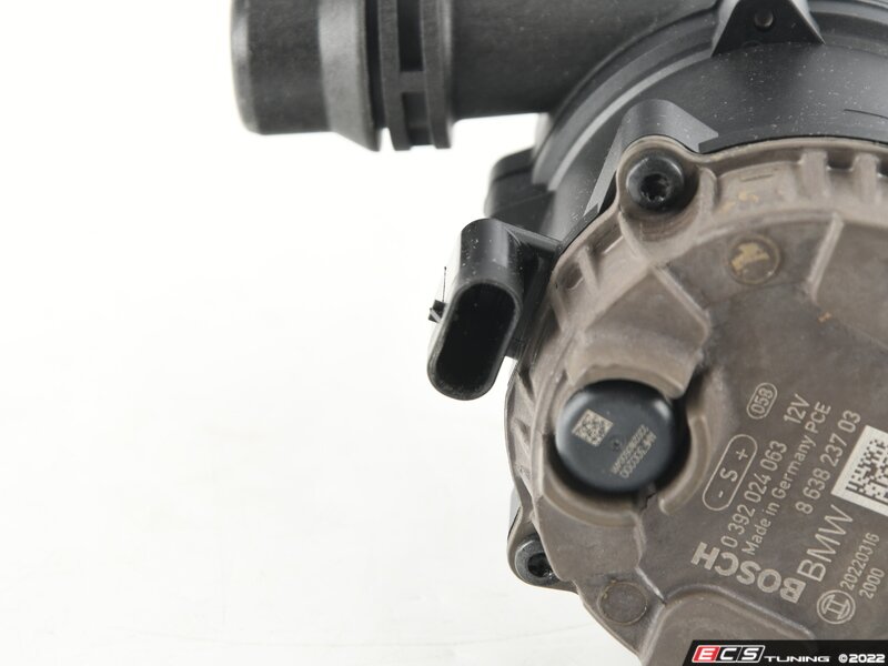 Genuine BMW - 11518638237 - Auxiliary Water Pump (11-51-8-638-237)