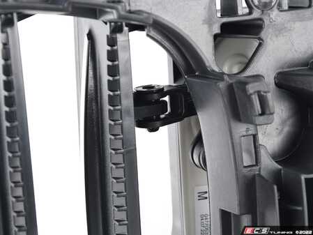 Genuine BMW - 51137497228 - Air Flaps - Upper - Luxury (51-13-7-497-228)