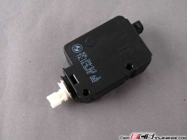 Genuine BMW - 67116987625 - E39 Lock Actuator (67-11-6-987-625)